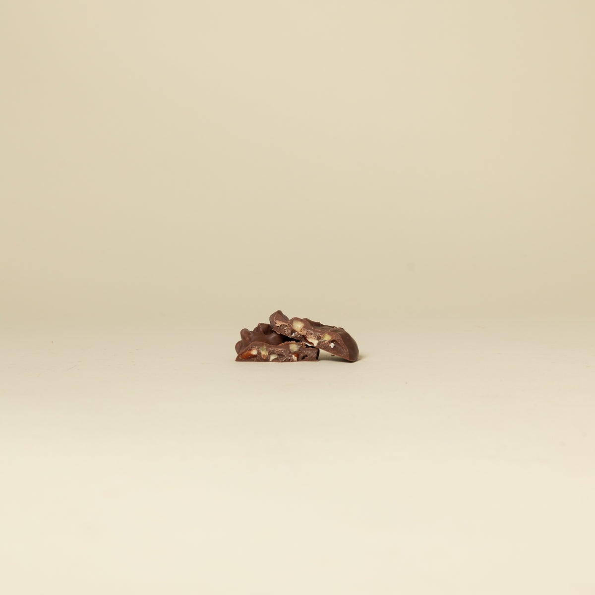 Pecan Bark Milk Esther Price Candies